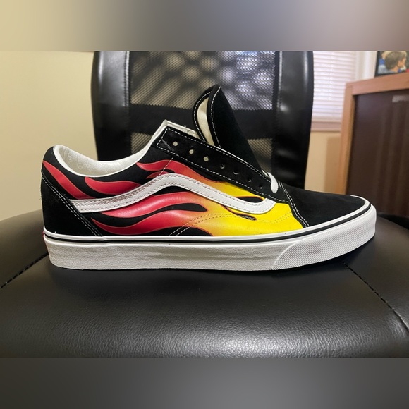 Vans | Shoes | Vans Old Skool Flame Blackblktr Wht Mens Shoes | Poshmark